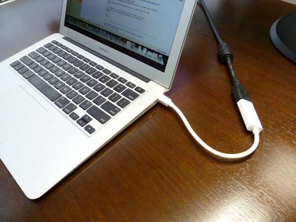 How to setup dual display on your Macbook Air via HDMI - FunkyKit