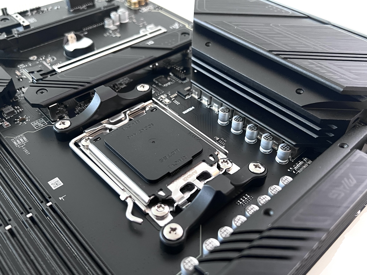 MAG b650 tomahawk ram slots. Which to use?🆘 Deixe-se levar pela emoção ... MAG b650 tomahawk ram slots. Which to use?🆘 Deixe-se levar pela emoção ...
